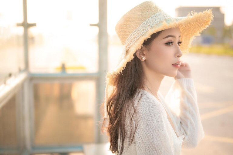 Why Is It Rude To Ask A Woman Her Age And What To Do Instead ...